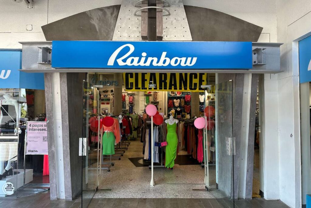 Azazie Return Policy: As Easy as 1-2-3 - PaperBeez